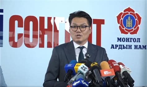 Б Пүрэвдагва АН аас бүх тойрогт мөнгө тарааж хэрээс хэтэрлээ