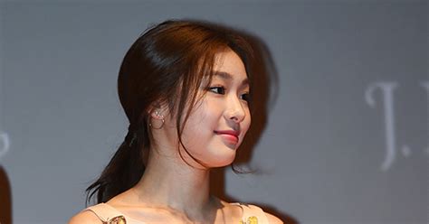 포토엔 김연아 피겨 여왕의 극장 방문