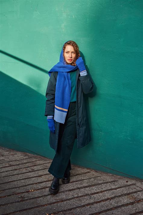 Check Styling Ideas For「ultra Light Down Long Vest、wide Fit Corduroy