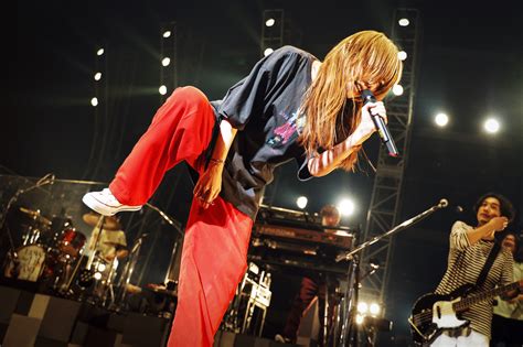 aiko、ツアー『Love Like Pop vol.22』を完走 結婚報告も飛び出したツアーファイナルのオフィシャルレポート到着 | SPICE - エンタメ特化型情報メディア スパイス