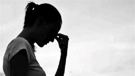 ಪತಿ ಆ ವಿಷಯದಲ್ಲಿ ಅಶಕ್ತ ವರದಕ್ಷಿಣೆ ಪಡೆದು ಮದುವೆ ಮಾಡಿಸಿ ವಂಚನೆ ಮಹಿಳೆಯಿಂದ