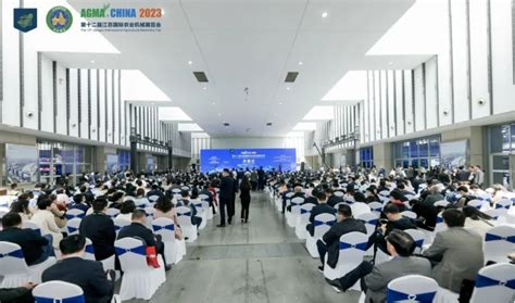 凯斯纽荷兰农业机械亮相江苏国际农业机械展览会 农机新闻网