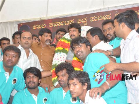 Kichcha Sudeep Turns 41 Filmibeat