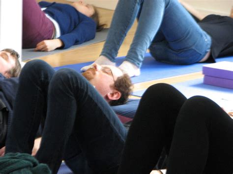 what you need to know before practising yoga by steven walker medium