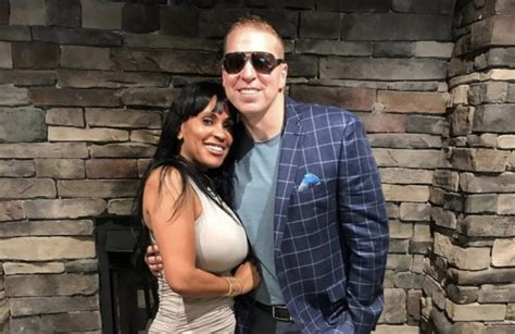 ‘i Am Still Paying Your Bills Gary Owens Estranged Wife Kenya Duke