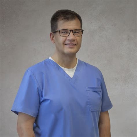 Natolińska Lecznica Weterynaryjna Lekarz Weterynarii Dr Tomasz Jackowski