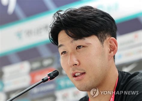 Captain Son Heung Min Willing To Risk Health For Fans The Korea Times