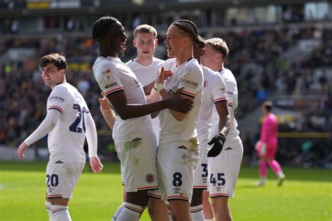 Town Come Back To Earn Crucial Victory Luton Town Fc