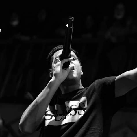 El Father👑 Confle Losfloow • Threads Say More