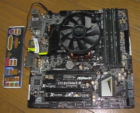 ASRock Z77 Extreme4 M CPU core i7 3770K メモリ4GB付き ジャンク品 PC AT互換機 売買された