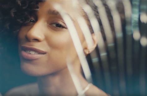 Lianne La Havas New Randb Music Artists Playlists Lyrics