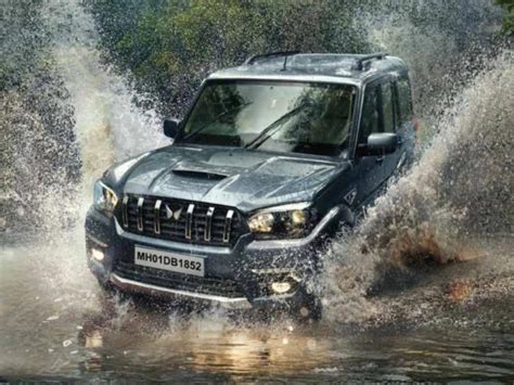Mahindra Thar Roxx 4x4 Price List Out Around Rs 2 Lakh More Than 4x2
