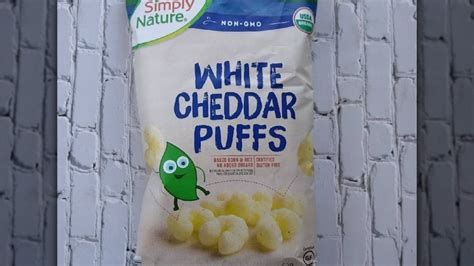 Aldis White Cheddar Puffs Are A Deliciously Cheap Pirates Booty Copycat