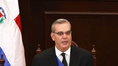 Abinader destaca avances de Policía Nacional