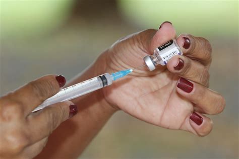 Indonésia é o 1º país a autorizar uso emergencial da vacina Novavax