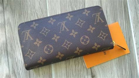 Louis Vuitton Povestea Unui Brand De Lux Fuzzy