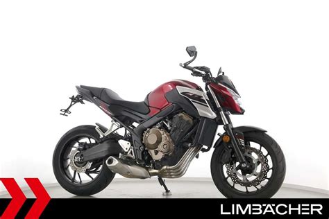 Honda CB 650 Naked Bike in Rot gebraucht in Filderstadt für 6 979