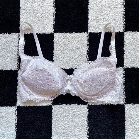Vintage Victorias Secret White Lace Bra 52 Depop