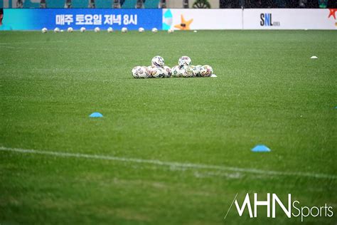 더쿠 당장 19일에 홈경기 열릴 예정인 서울월드컵경기장 잔디 상태