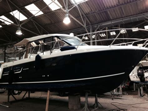 bateau hors bord occasion JEANNEAU MERRY FISHER 855 en vente à partir