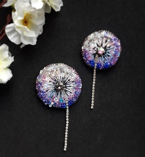 На данном изображении может находиться: ювелирные изделия | Embroidery ...