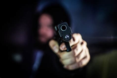 Jovem De 28 Anos é Morto Com Tiro No Pescoço Em Frente A Boate No Df