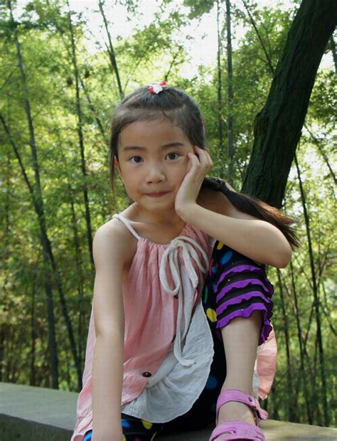 可爱小女孩摄影图片翠屏山人像摄影 太平洋电脑网摄影部落