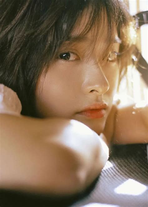 沈月 性感写真性感照片图集 沈月2024最新写真 美女目录网