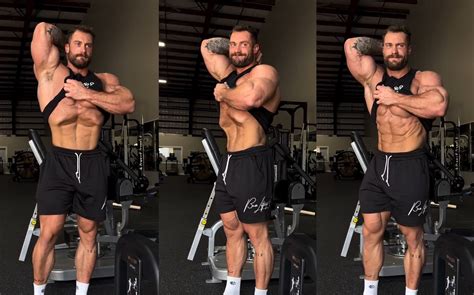 Chris Bumstead Flaunts Small Waist In Vacuum Pose Days From Mr Olympia Fitness Volt