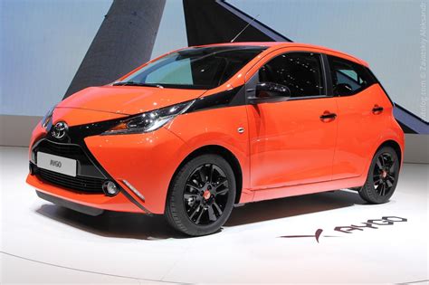 Toyota Aygo Photo Gallery 1 10