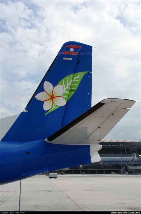 Rdpl 34171 Lao Airlines Xian Ma 60 At Bangkok Suvarnabhumi Photo