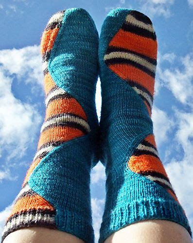 Stitch Surfer Pattern By Louise Robert Sock Knitting Patterns Hand