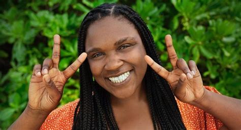 Soda Thompson Survivor Contestant Is A Special Education Teacher