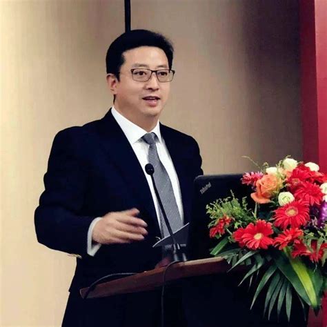 地产高管任命阳光城新一轮组织架构升级执行董事长兼总裁朱荣斌全面负责经营管理工作 集团