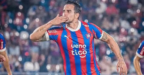 Cristian Javier Báez No Seguirá En Cerro Porteño El Nacional