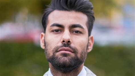 11 Personality Traits Of A Self Absorbed Man Yourtango