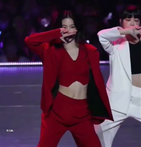 Kazuha Love Shot Fancam Exo Lesserafim Loveshot Kconjapan 카즈하