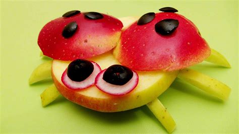 БОЖЬЯ КОРОВКА ИЗ ЯБЛОК КАРВИНГ ИЗ ФРУКТОВ ДЛЯ НАЧИНАЮЩИХ Блюда для детей Youtube