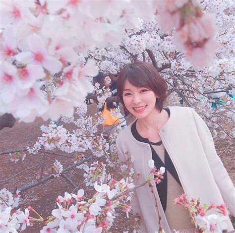 正妹 櫻花樹下的邂逅 Beauty 表特快照