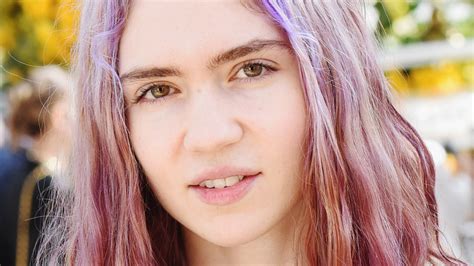 Grimes Bizarre Cosmetic Procedure Is Sure To Turn Heads