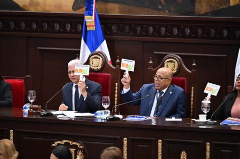 Asamblea Nacional Revisora inicia lectura íntegra de nueva Constitución