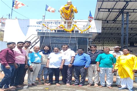 कर्मचारी हितार्थ कार्य करने का संकल्प लेकर धूमधाम से मनाई बाबा साहब