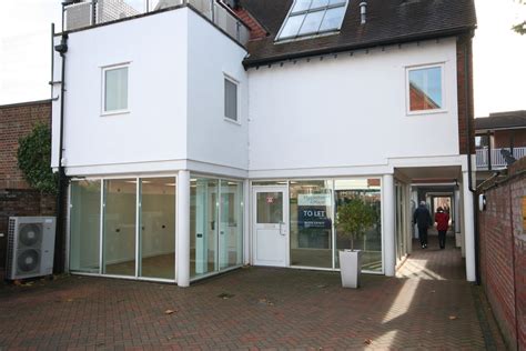 Unit 9 Rashley Mews High Street Lymington Hampshire So41 9ar