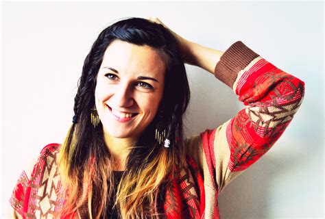 Polona What Makes You Feel Beautiful