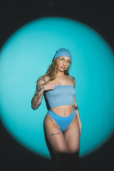 Nina Nova Hannah Perezs