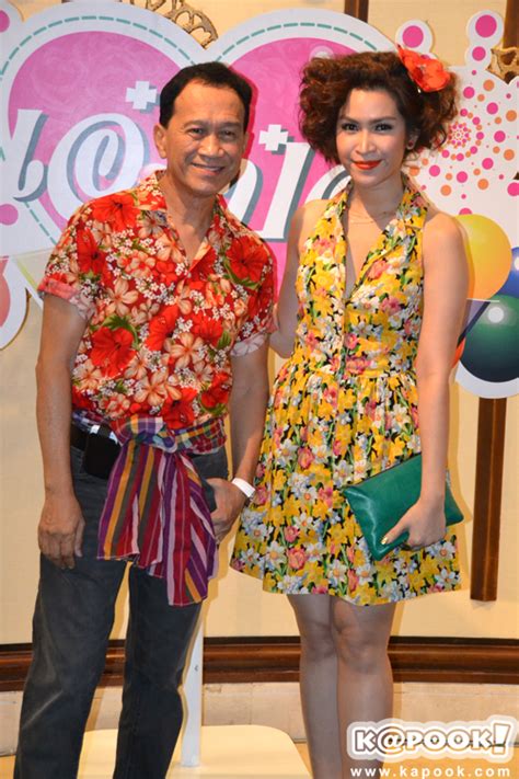 งานแต่งป๋อ เอ๋ แฟชั่น ดารา แฟชั่นธีมงานวัดแสนสนุก ใน งานแต่งป๋อ เอ๋