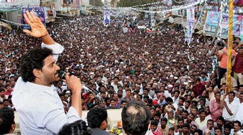 Andhra Pradesh Health Workers Hold Massive Protest Demanding Jagan To Honour Election Promise