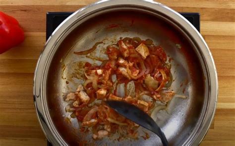 Домашняя кесадилья с курицей рецепт с фото пошагово
