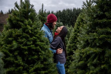 PNW Tree Farm Couples Session Natalia Burrows Photography Crawford Family Motherhood