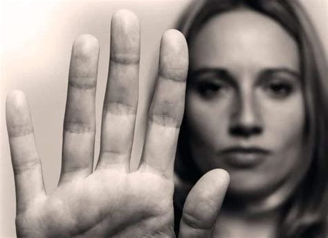 La Mujer Y El Maltrato La Influencia De La Educación Sexista Madres Hoy